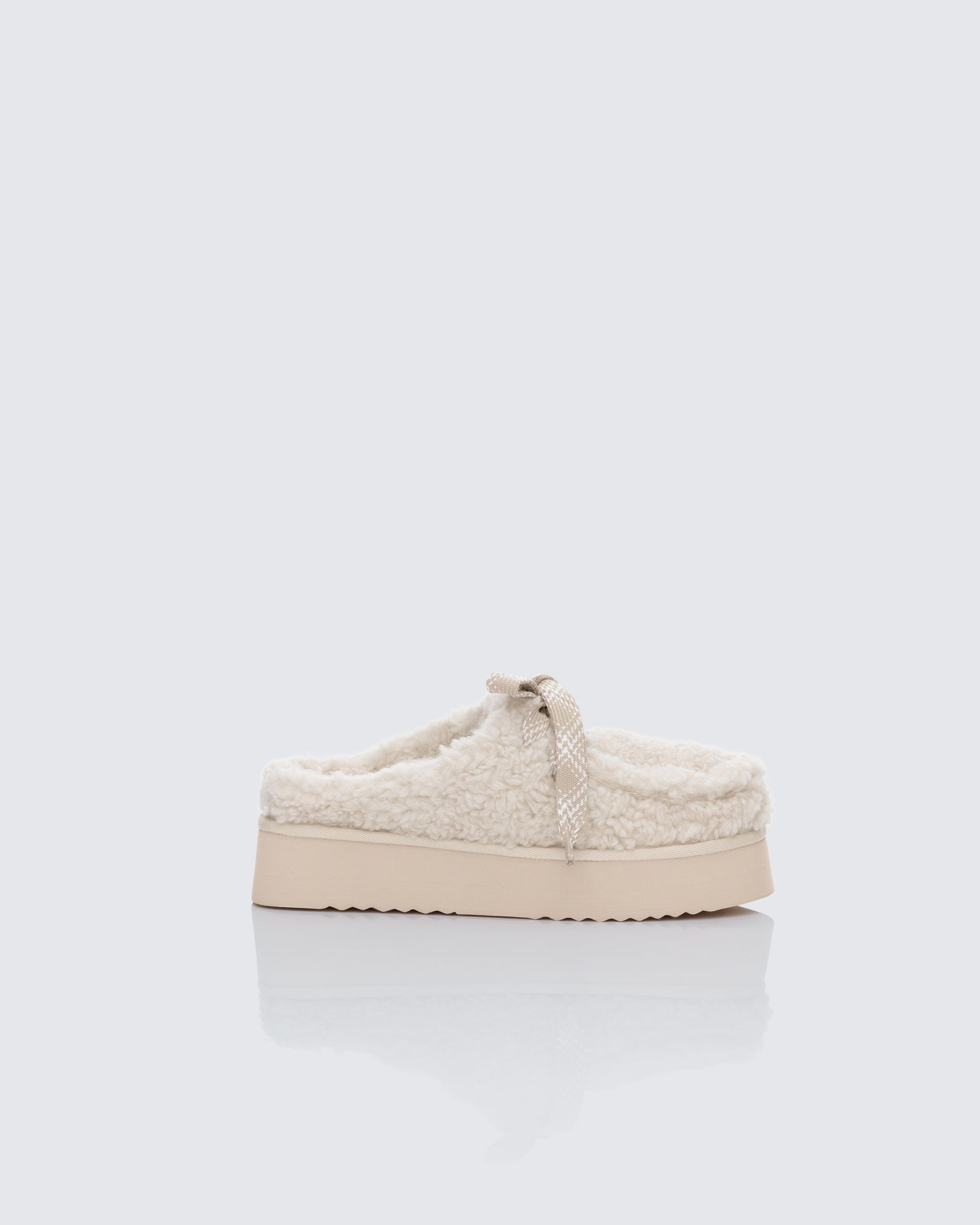Cream Fuzzy Platform Mules - Chunky Heel Slides – FINESSE